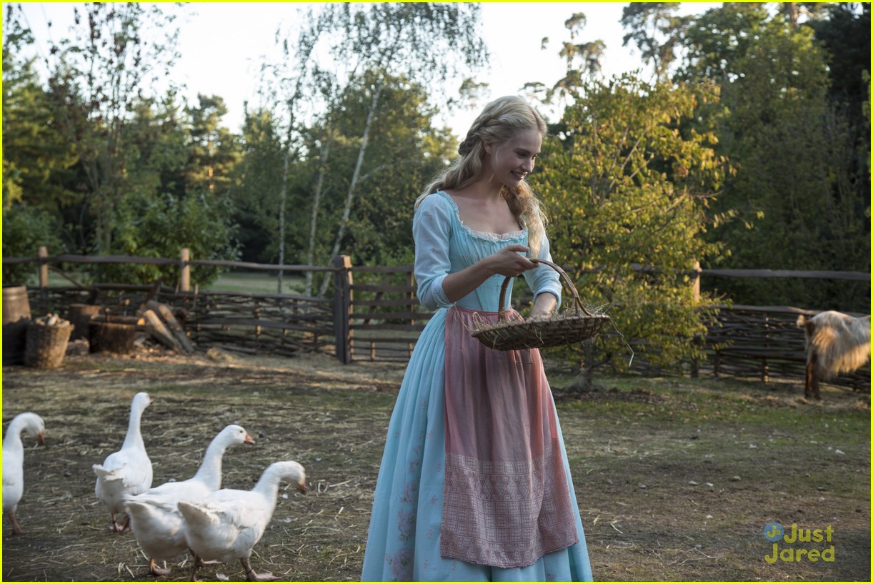 Disney Launches Cinderella's A Million Words of Kindness Campaign ...