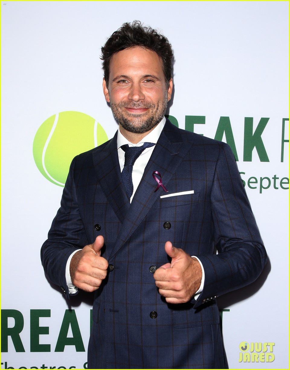 Carly Chaikin & Thomas Middleditch Step Out for 'Break Point' Hollywood ...