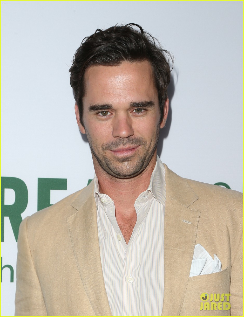 Carly Chaikin & Thomas Middleditch Step Out for 'Break Point' Hollywood ...