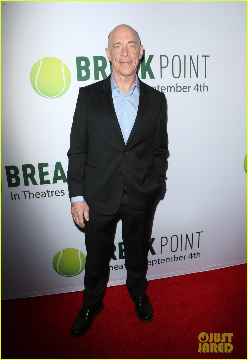 Carly Chaikin & Thomas Middleditch Step Out for 'Break Point' Hollywood ...