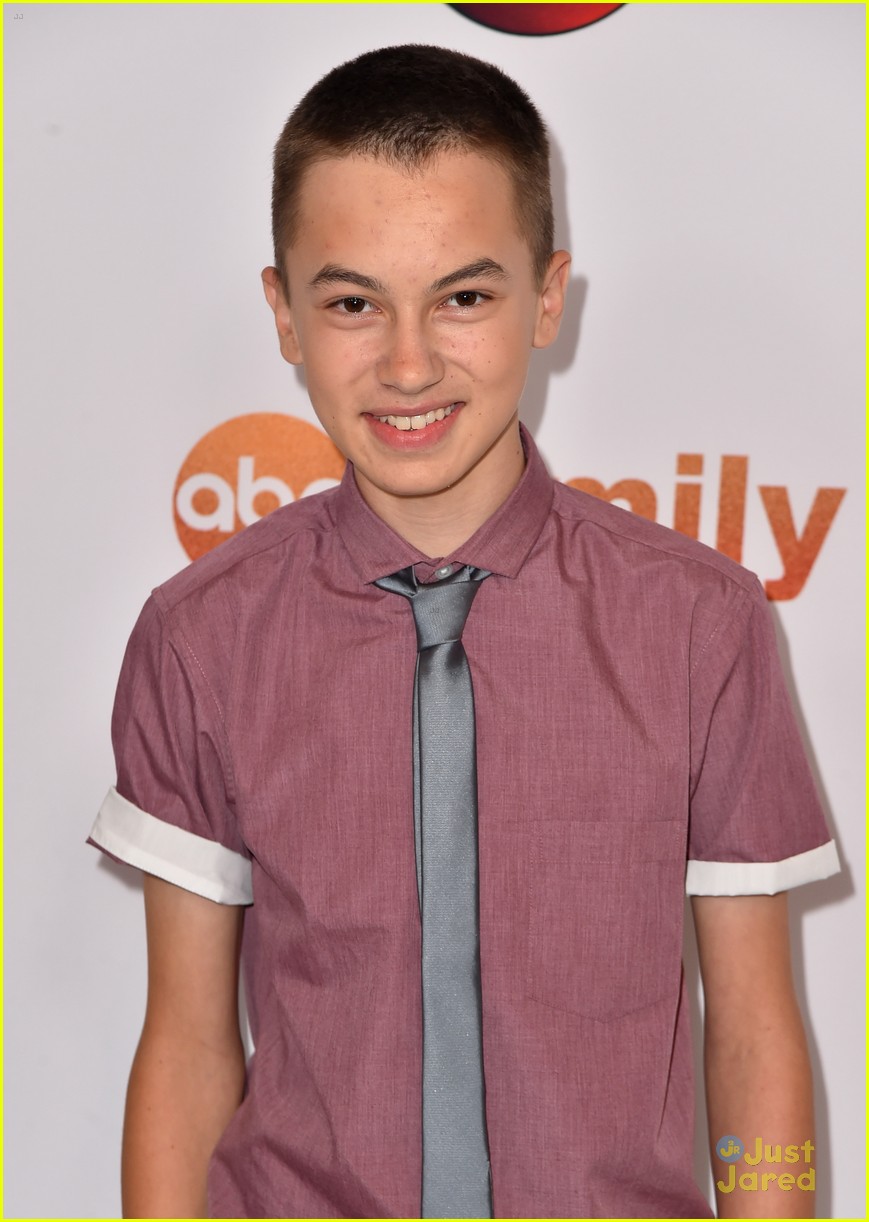 Hayden Byerly & Sherri Saum Celebrate 'The Fosters' Win At TCA Tour ...