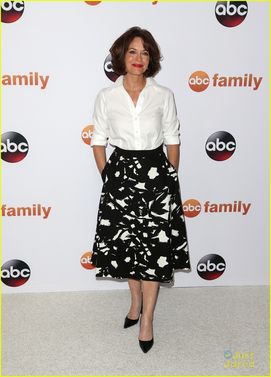 Italia Ricci & Haley Ramm Hit ABC's TCA Party After Newest 'Chasing ...