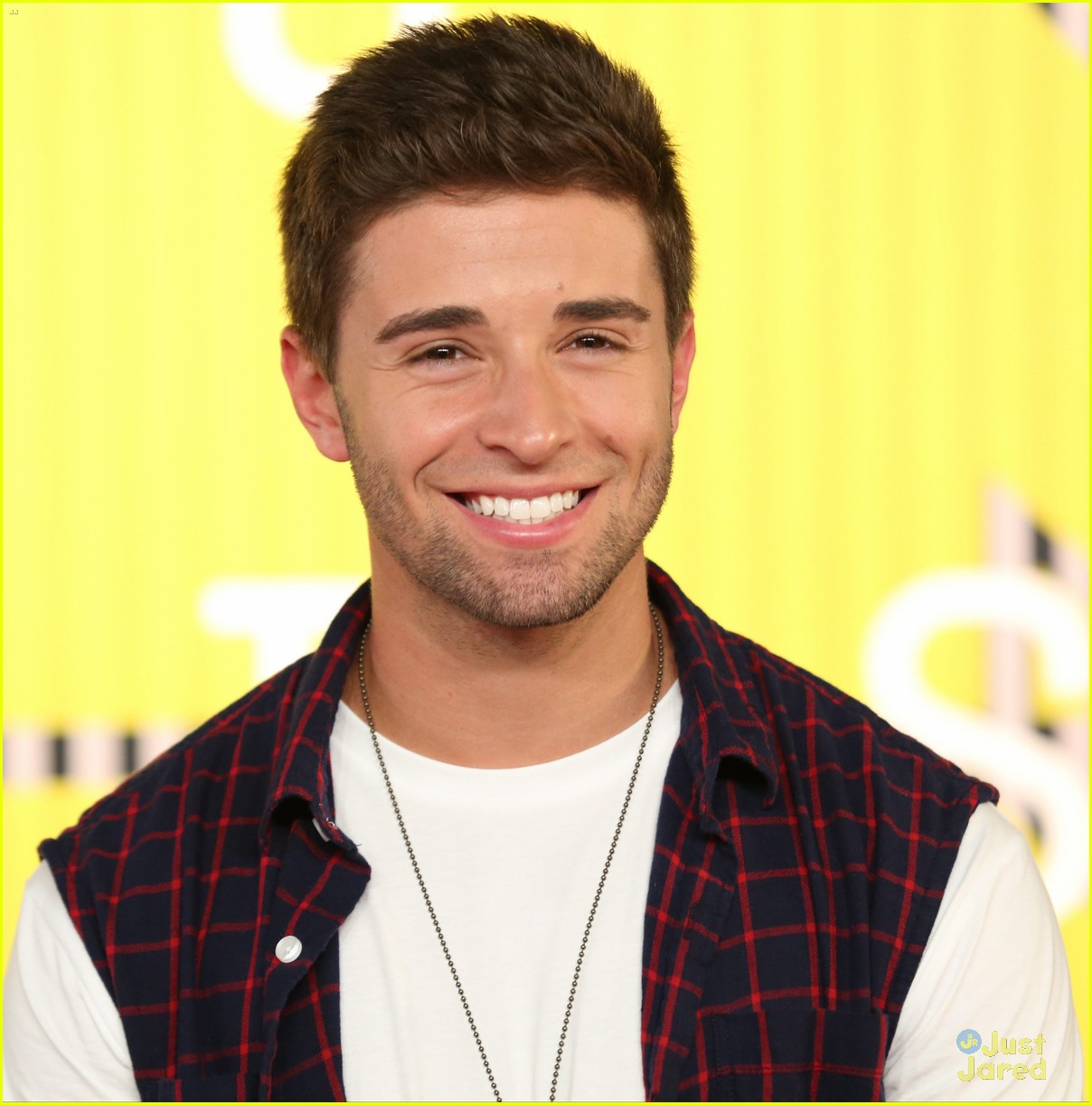 Charlie Jake's Instagram, Twitter & Facebook on IDCrawl