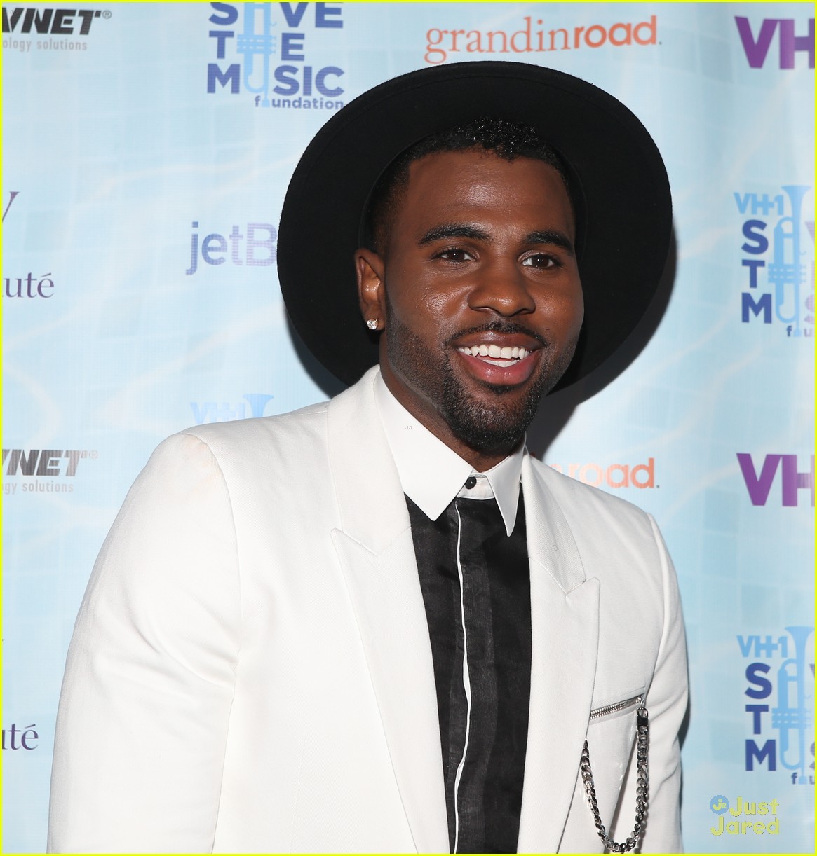 Jason Derulo Gives Back At Vh1's Save The Music Foundation Hamptons ...