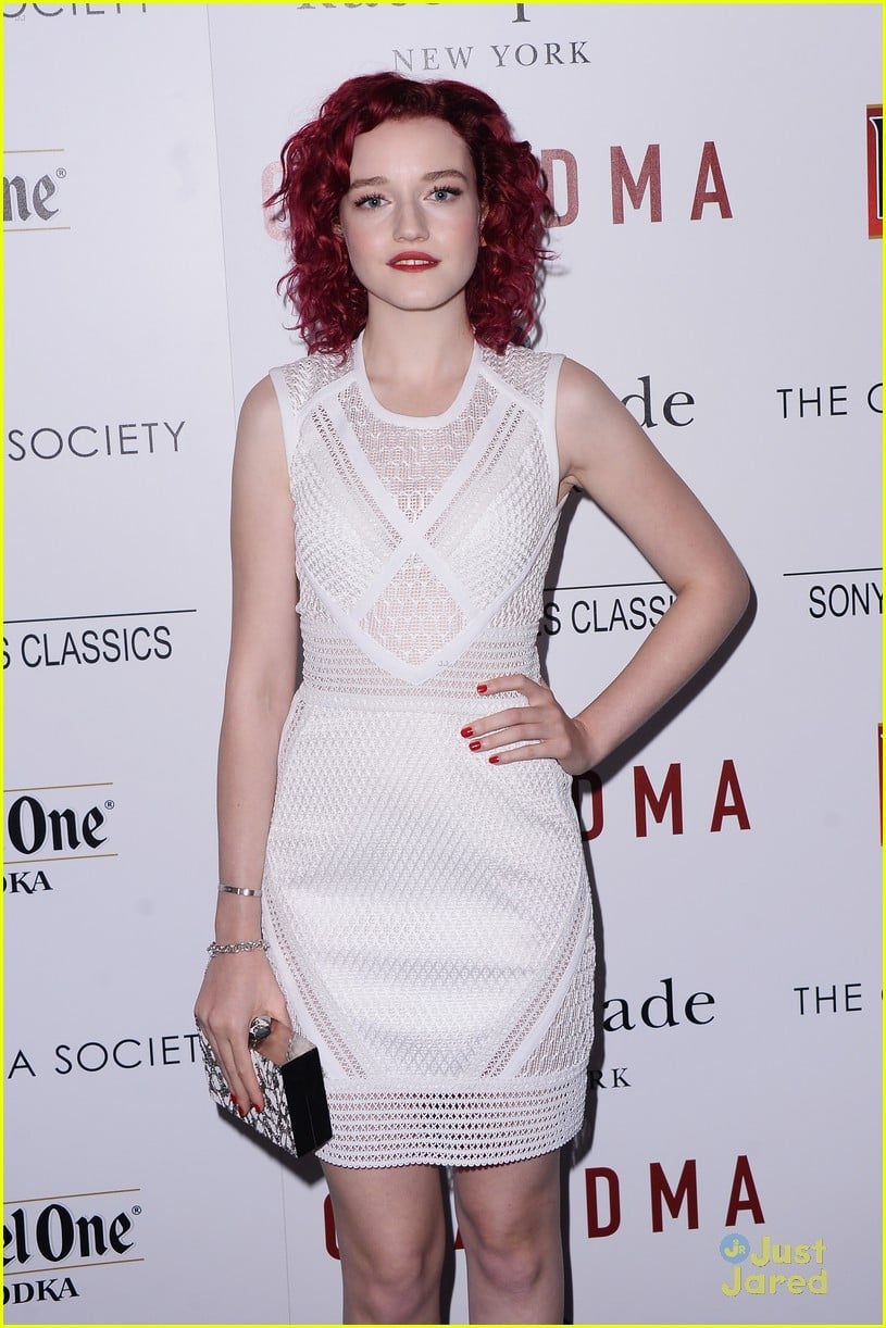 Julia Garner Shows Off Ruby Red Hair At 'Grandma' Premiere in NYC ...