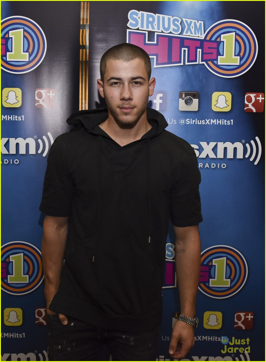 Full Sized Photo of nick jonas carly rae jepsen pharrell kaya stewart ...