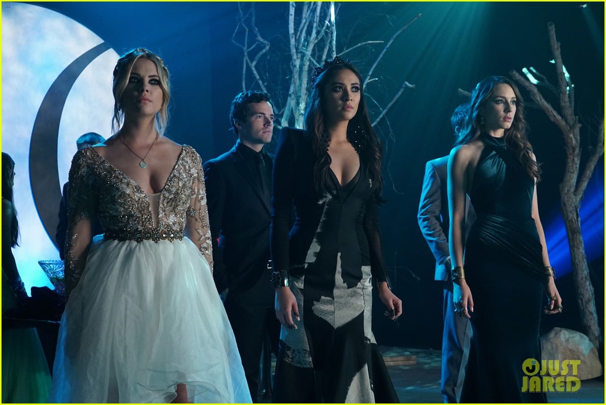 It's Prom Night on Tonight's 'Pretty Little Liars'! | Photo 846400 ...