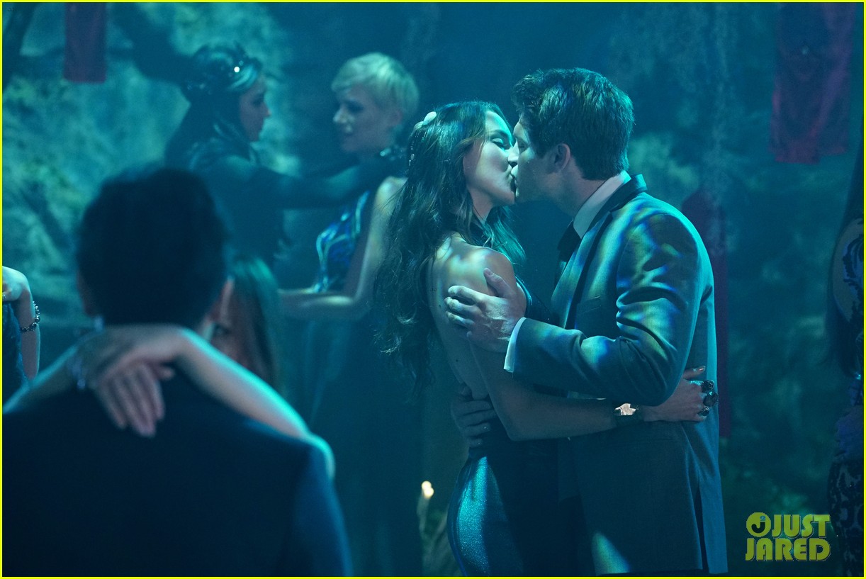 It's Prom Night on Tonight's 'Pretty Little Liars'! | Photo 846406 ...
