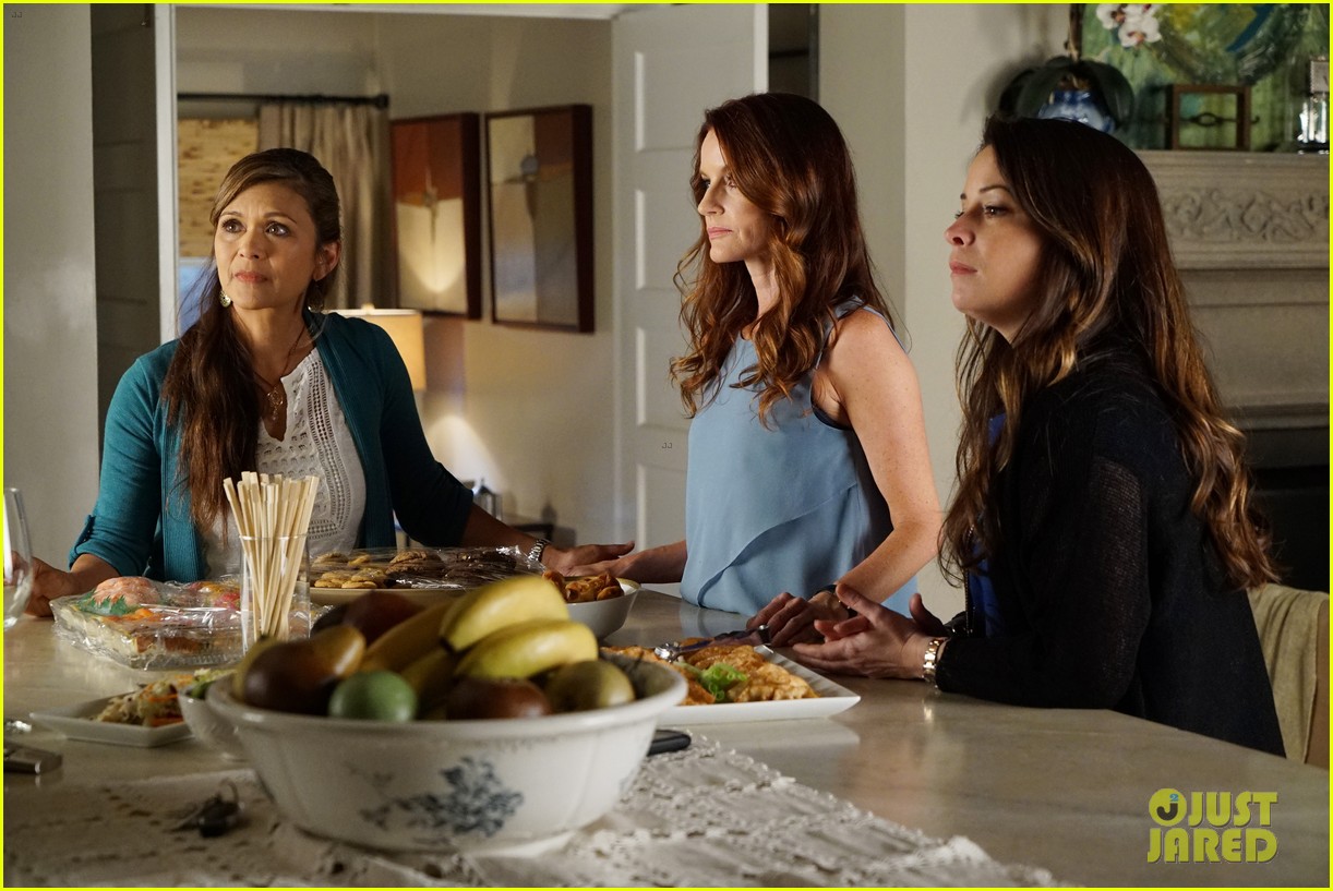 It's Prom Night on Tonight's 'Pretty Little Liars'! | Photo 846418 ...