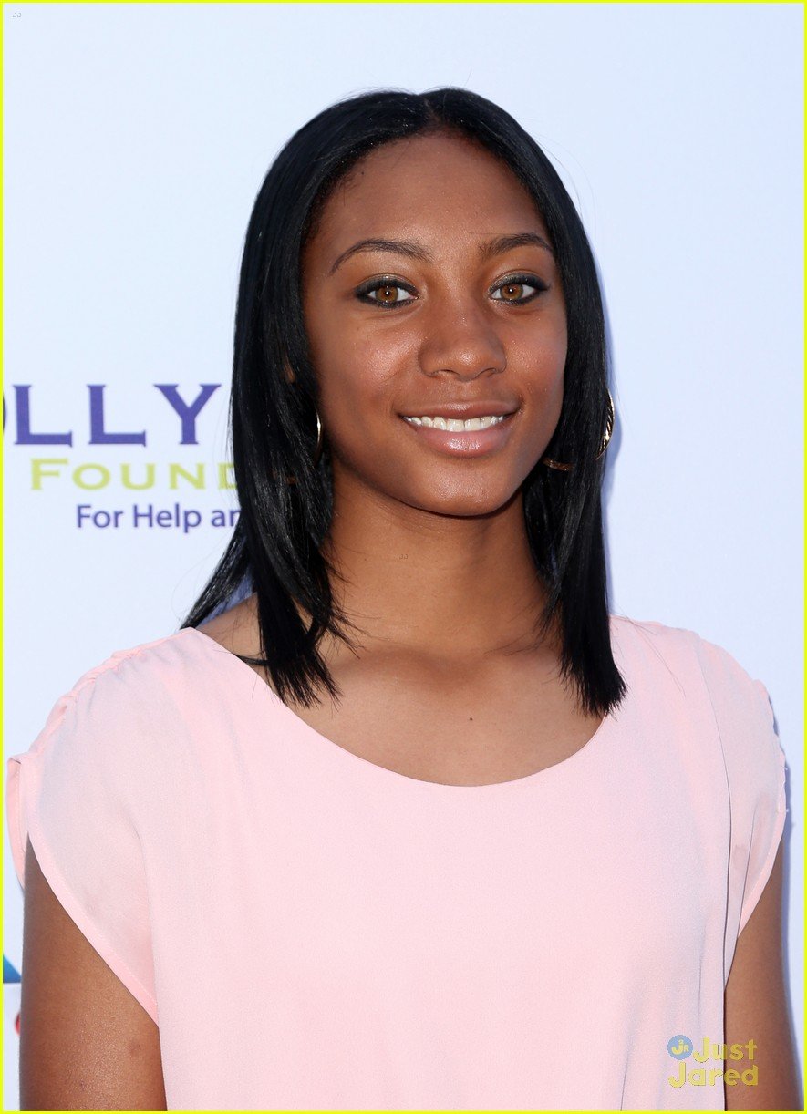 Full Sized Photo of yara shahidi mone davis hollyrod designcare gala 16 ...