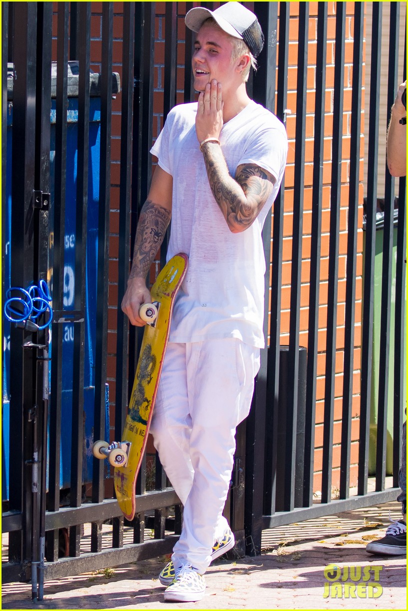 Justin Bieber Reveals the Worst Thing About Jail | Photo 872186 - Photo ...