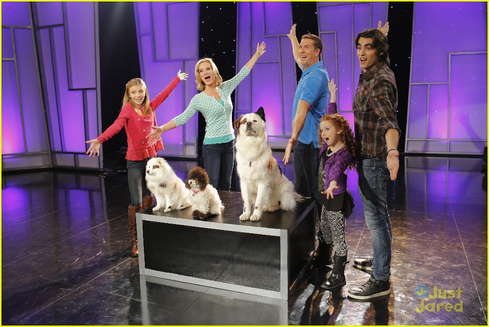 The 'Dog With A Blog' Series Finale Is Tonight & The Pics Will Make You ...