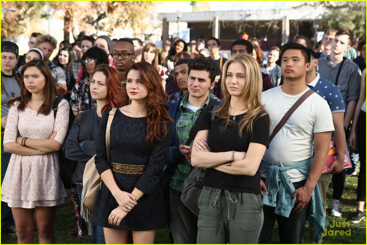 'Faking It' Shows Off Karmy Drama In Brand New Season Two Trailer ...