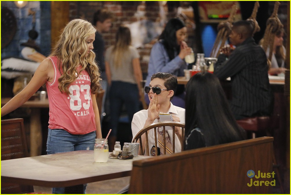 Conor Isn't The Biggest Fan Of Wendell's New Girlfriend On Tonight's ...