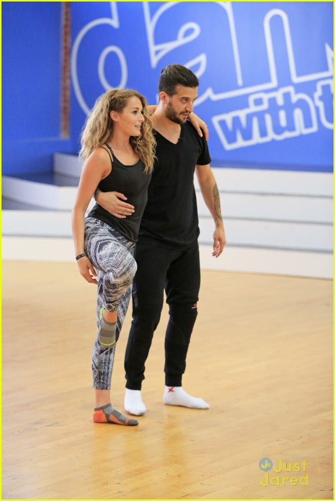 Witney Carson & Mark Ballas Get 'Dancing' With Alexa & Carlos PenaVega ...