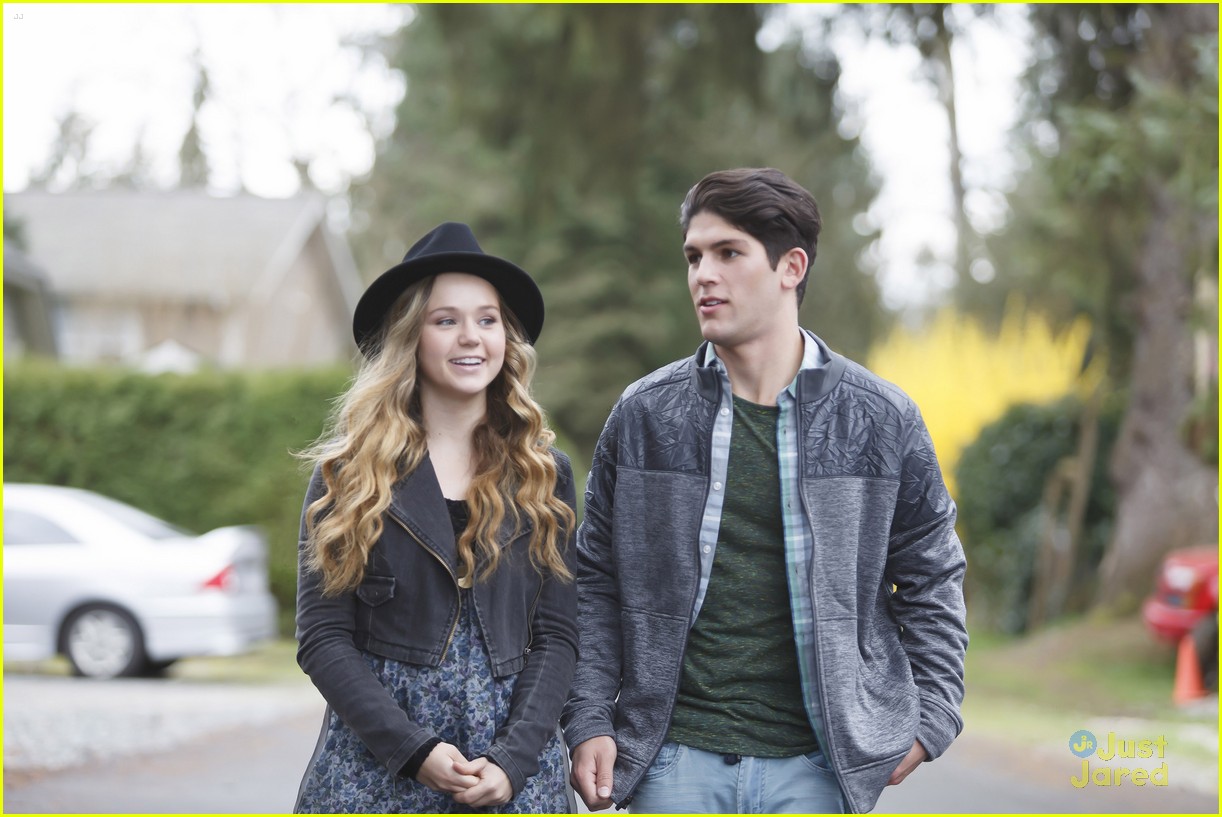 Brec Bassinger Helps Rahart Adams Turn Into A Fake Vampire In 'Liar ...