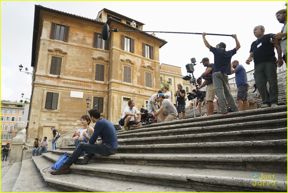 April Heads To Italy For Inspiration In 'Chasing Life's Season Finale ...