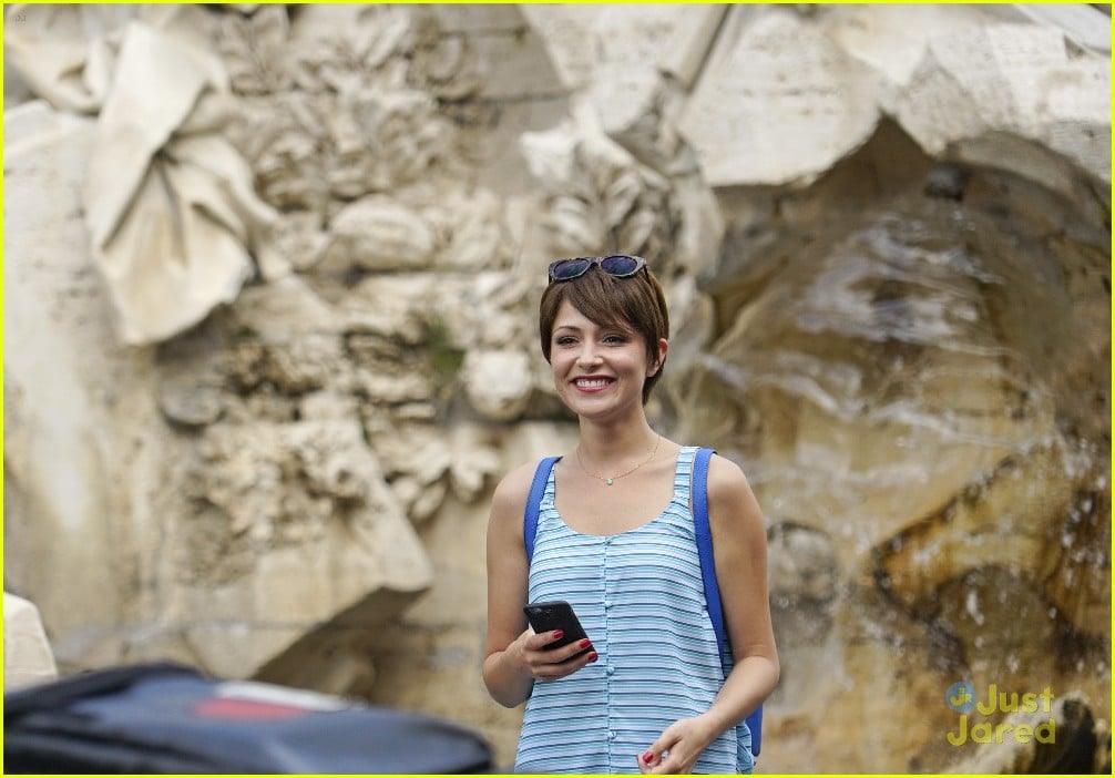 April Heads To Italy For Inspiration In 'Chasing Life's Season Finale ...