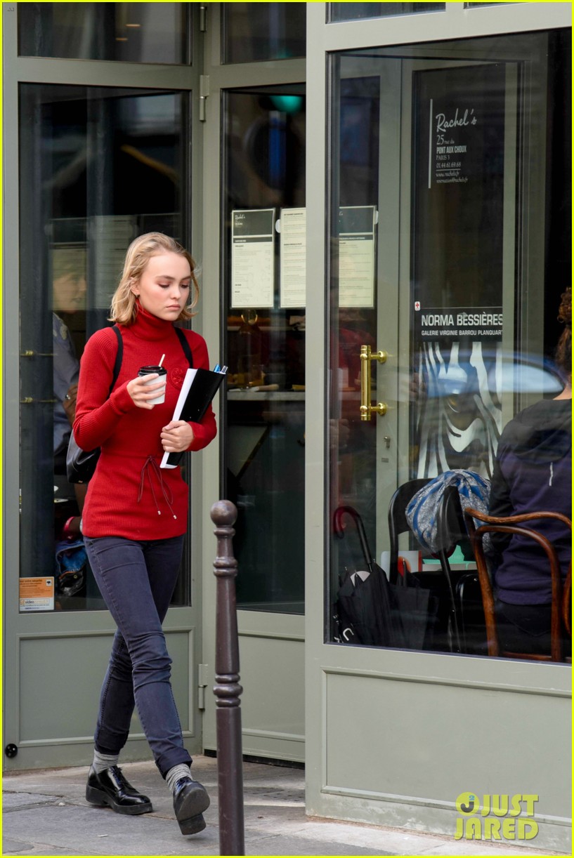 Full Sized Photo Of Lily Rose Depp Stella Maxwell 11 Lily Rose Depp Takes Paris With Miley