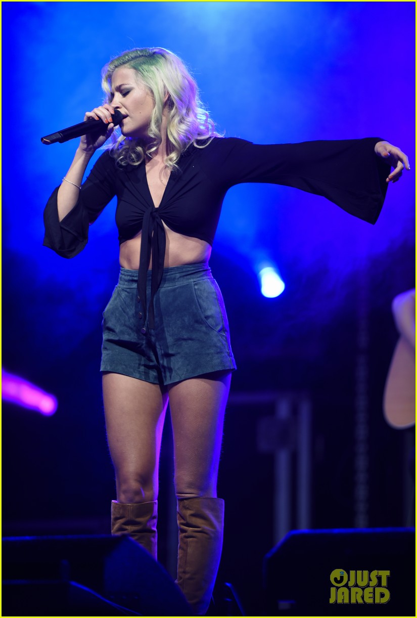 Pixie Lott Plays Warrington Festival After Dropping New Song 'High ...