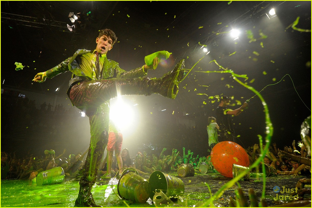 Rahart Adams Gets The First Slime As Slimefest 2015 Host! | Photo ...