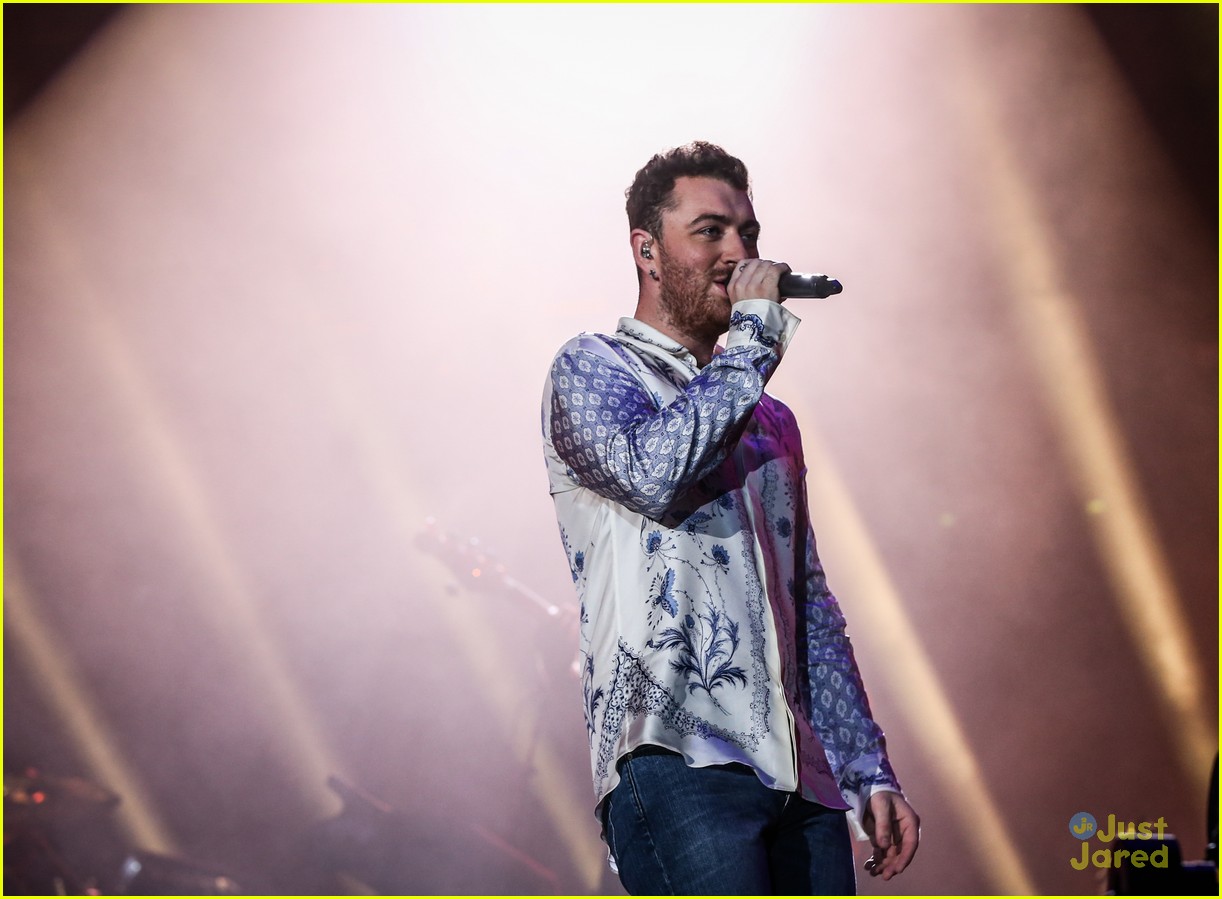 Sam Smith Praises Rihanna's Rock In Rio Show | Photo 871609 - Photo ...