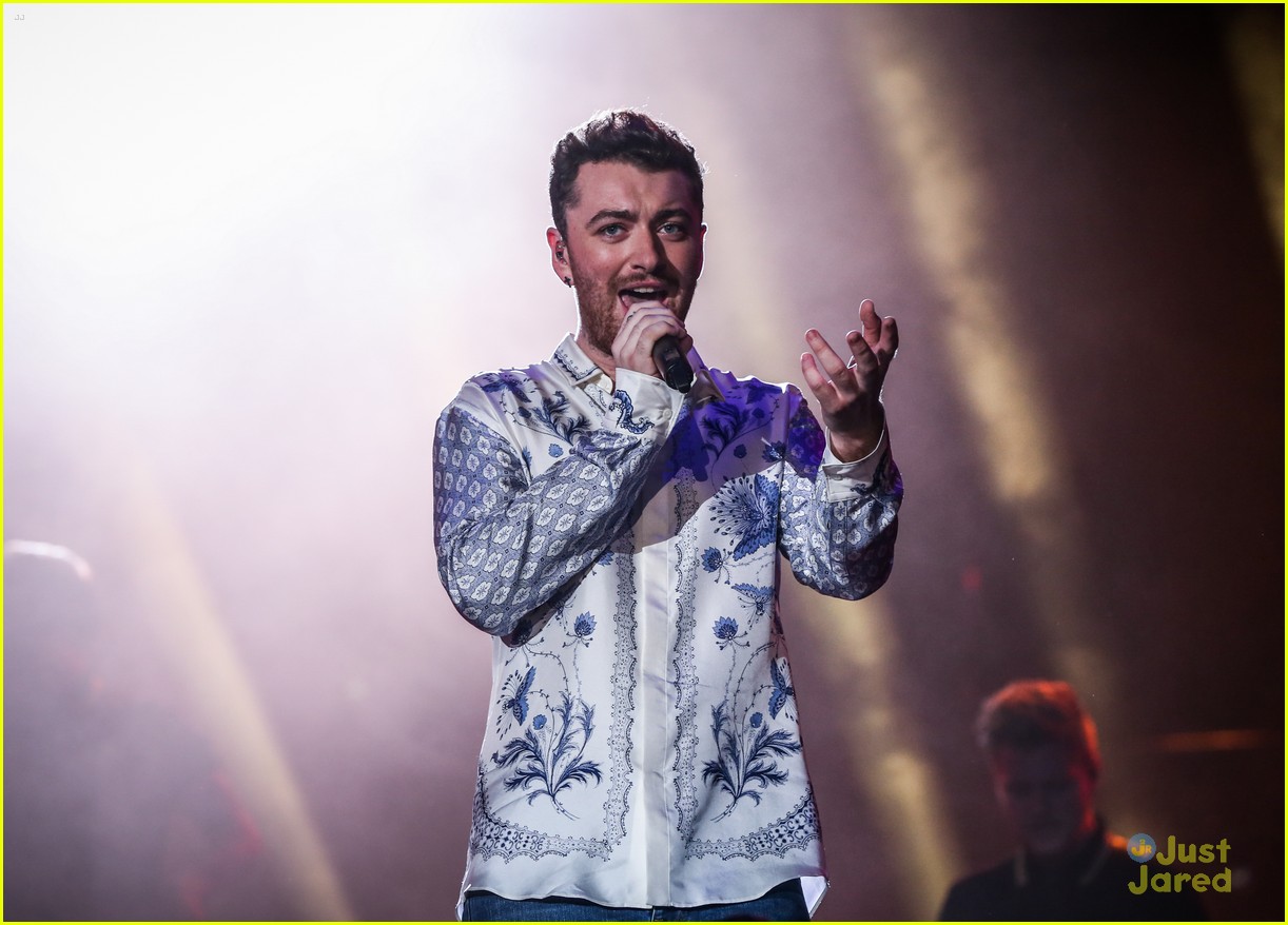 Sam Smith Praises Rihanna's Rock In Rio Show | Photo 871615 - Photo ...