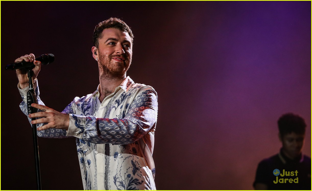 Sam Smith Praises Rihanna's Rock In Rio Show | Photo 871616 - Photo ...