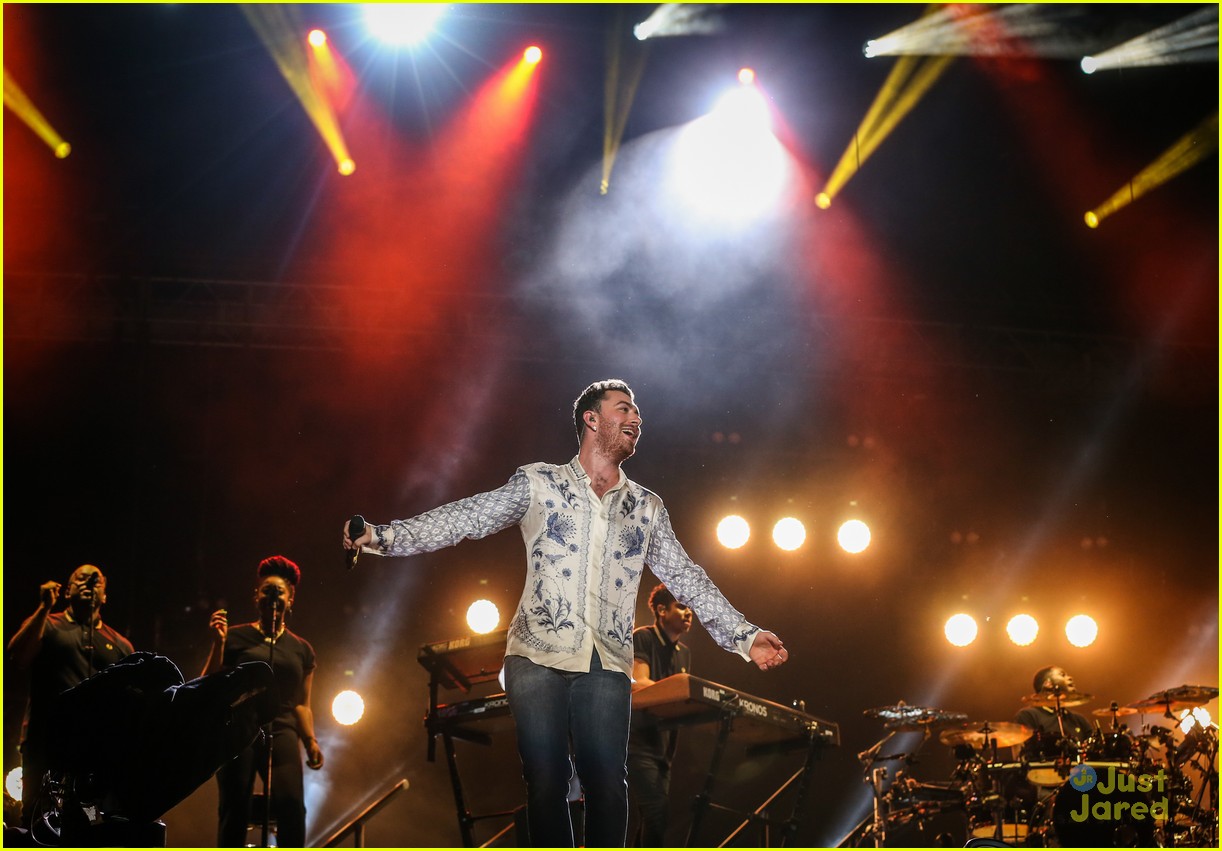 Sam Smith Praises Rihanna's Rock In Rio Show | Photo 871630 - Photo ...