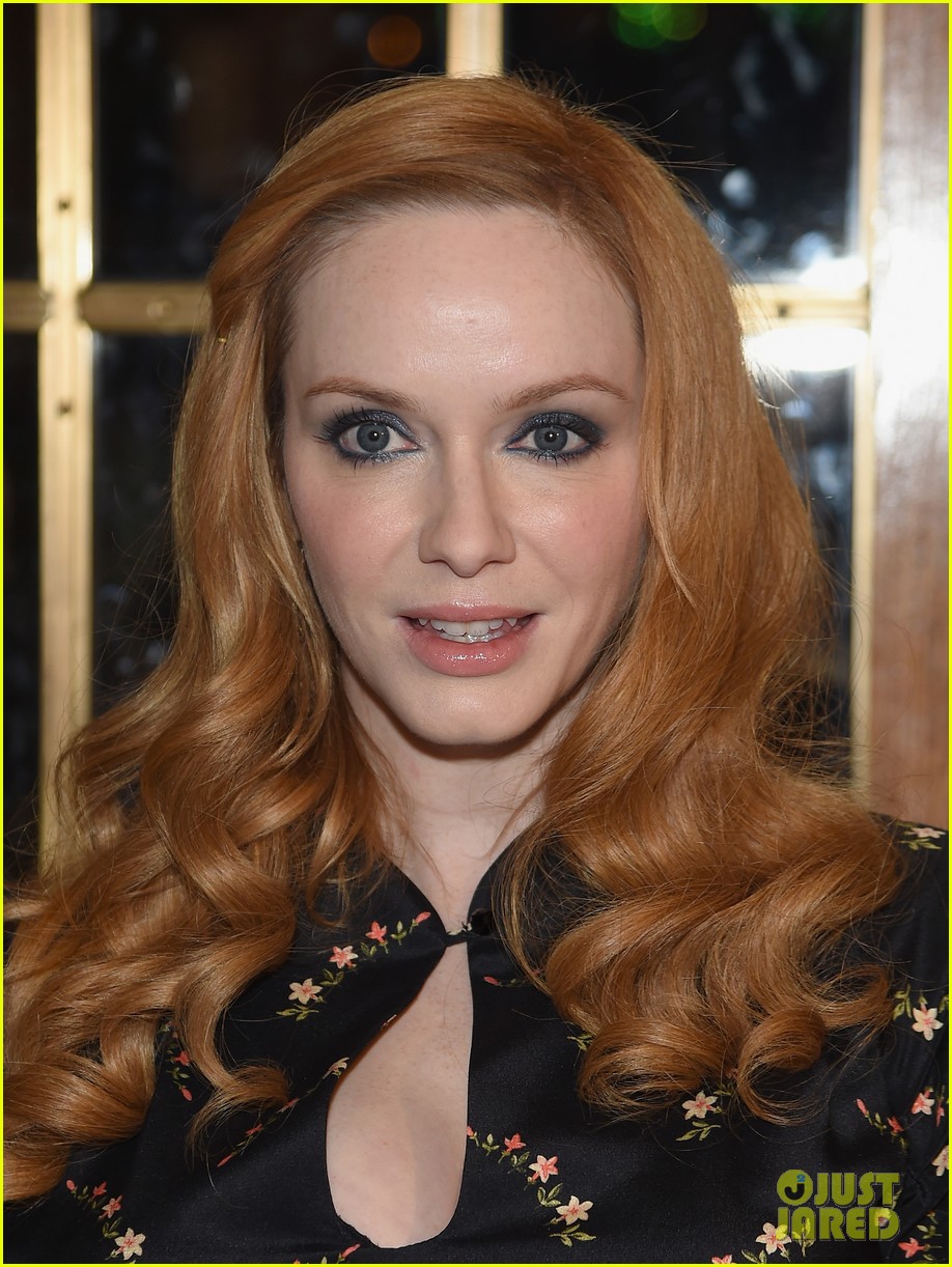 Bella Thorne & Maddie Ziegler Step Out for Zac Posen's Show! | Photo ...