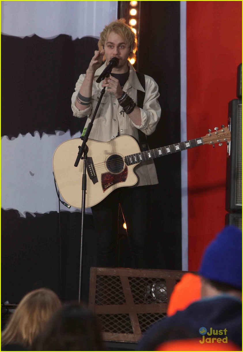 5 Seconds of Summer Perform Four Songs On 'Today' - Watch Them All Here ...