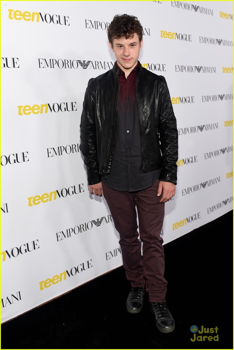 Ariel Winter Says It's 'Great To Be In Love' With Boyfriend Laurent ...