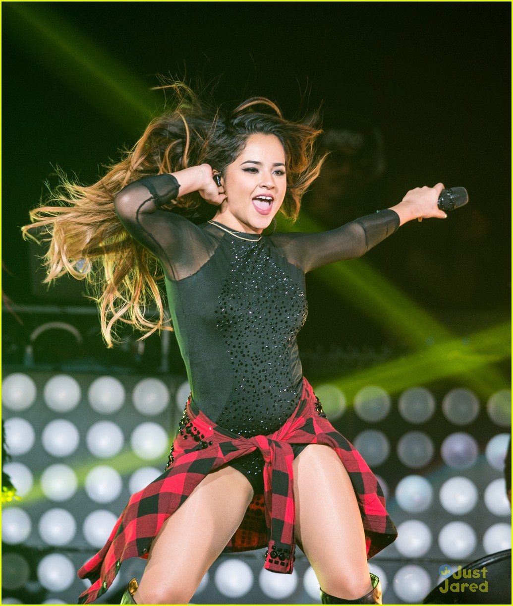 Becky G Performs 'Truly Painful' Show in Vegas | Photo 884461 - Photo ...
