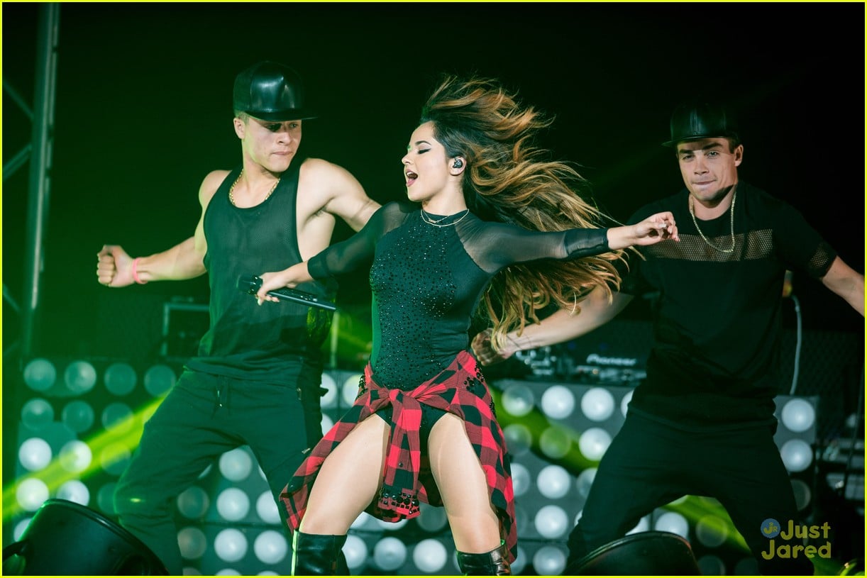 Becky G Performs 'Truly Painful' Show in Vegas | Photo 884465 - Photo ...