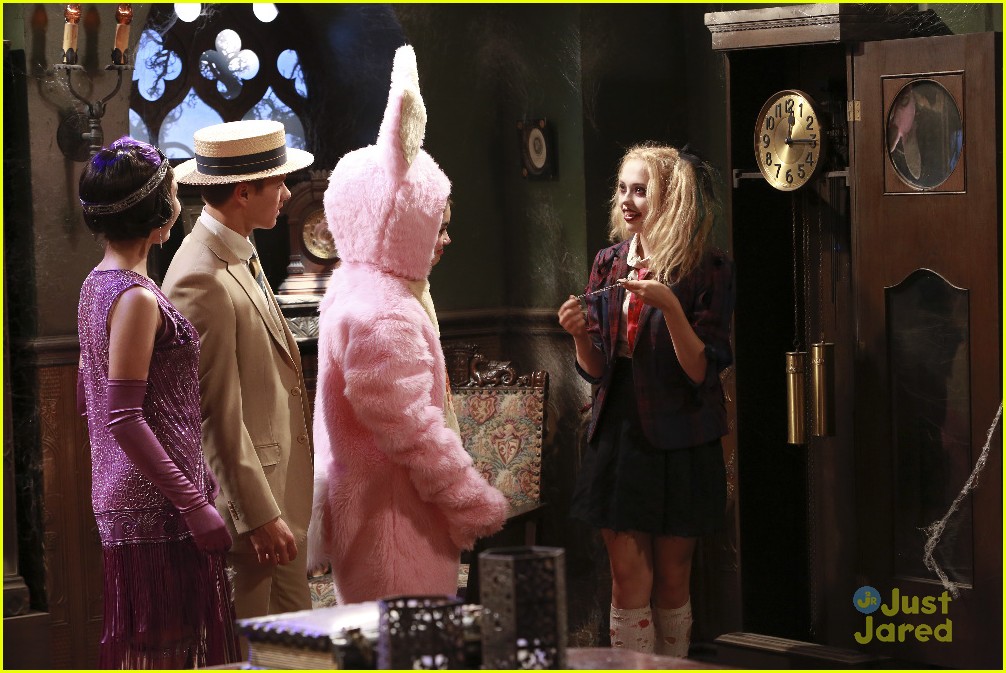 Cyd & Shelby Move On To Teleportation On Tonight's 'Best Friends ...