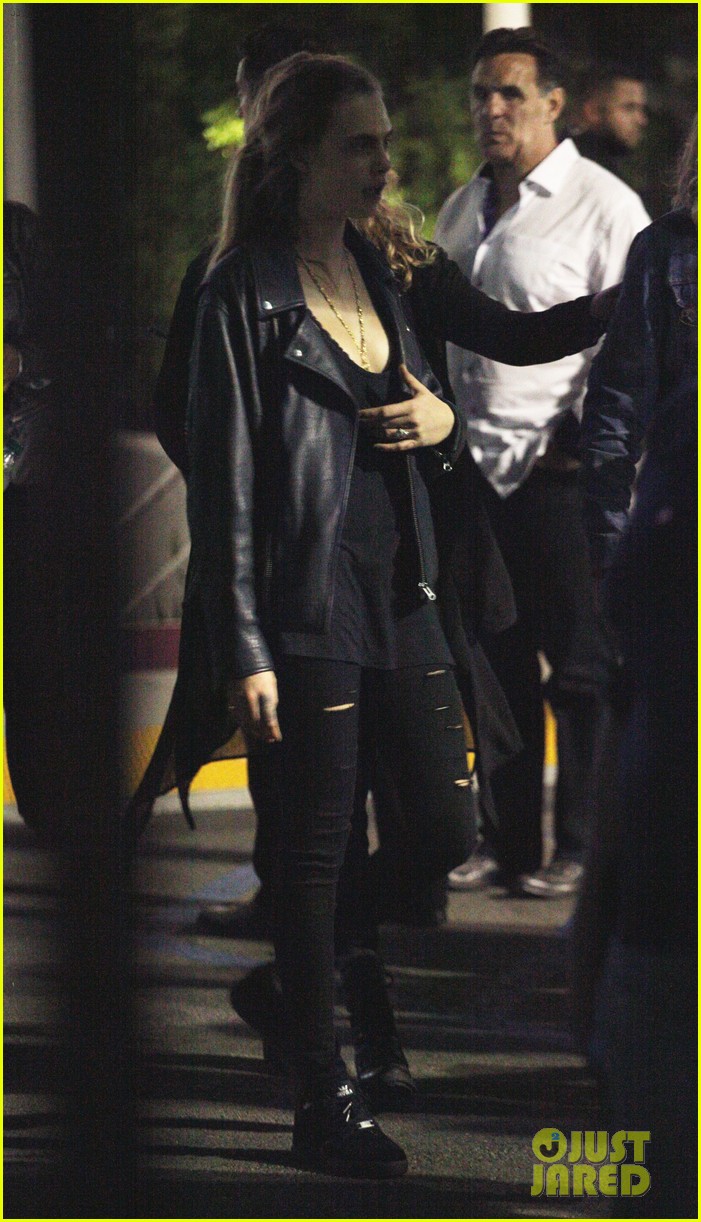 Full Sized Photo of cara delevingne and girlfriend check out janet 01 ...