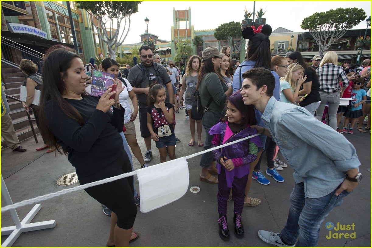 Dove Cameron & Sofia Carson Take Over Downtown Disney For 'Descendants ...