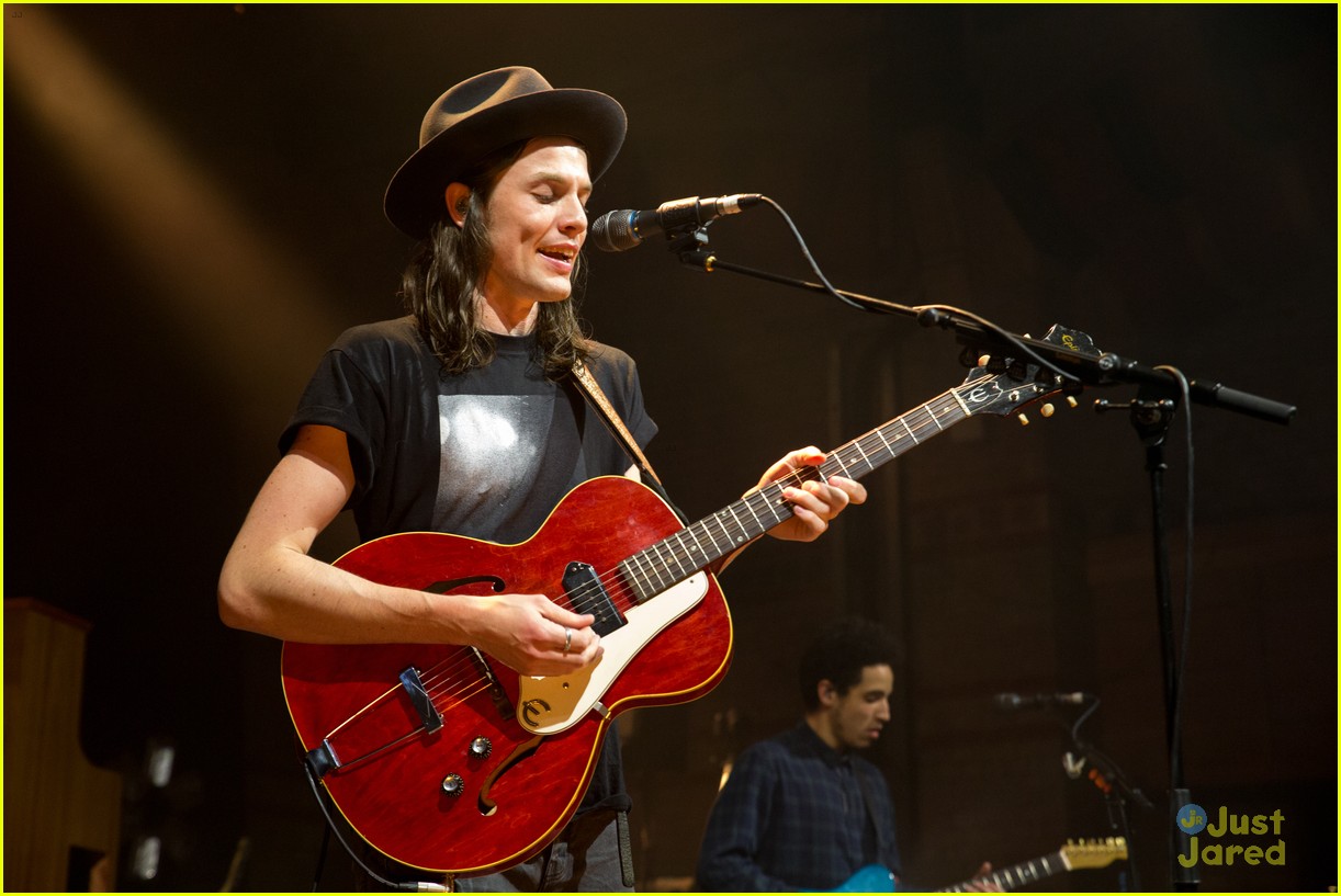 James Bay Brings Out Ed Sheeran for 'Let It Go' Duet - Watch Now ...