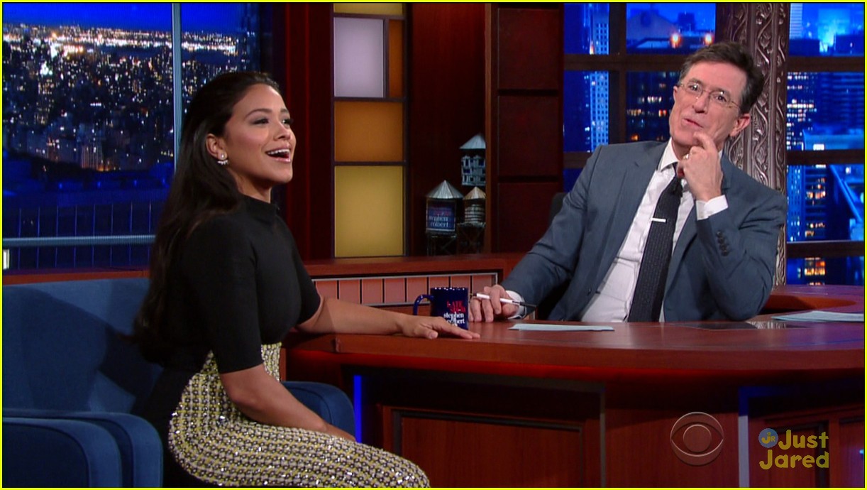 Gina Rodriguez Backs Her Father's Mantra 'I Can & I Will' On The Late ...