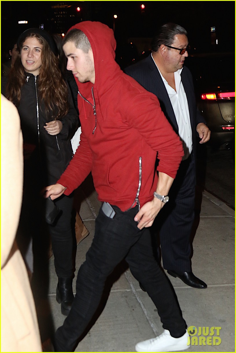 Nick Jonas Hits The Club With Rumored Girlfriend Kate Hudson Photo