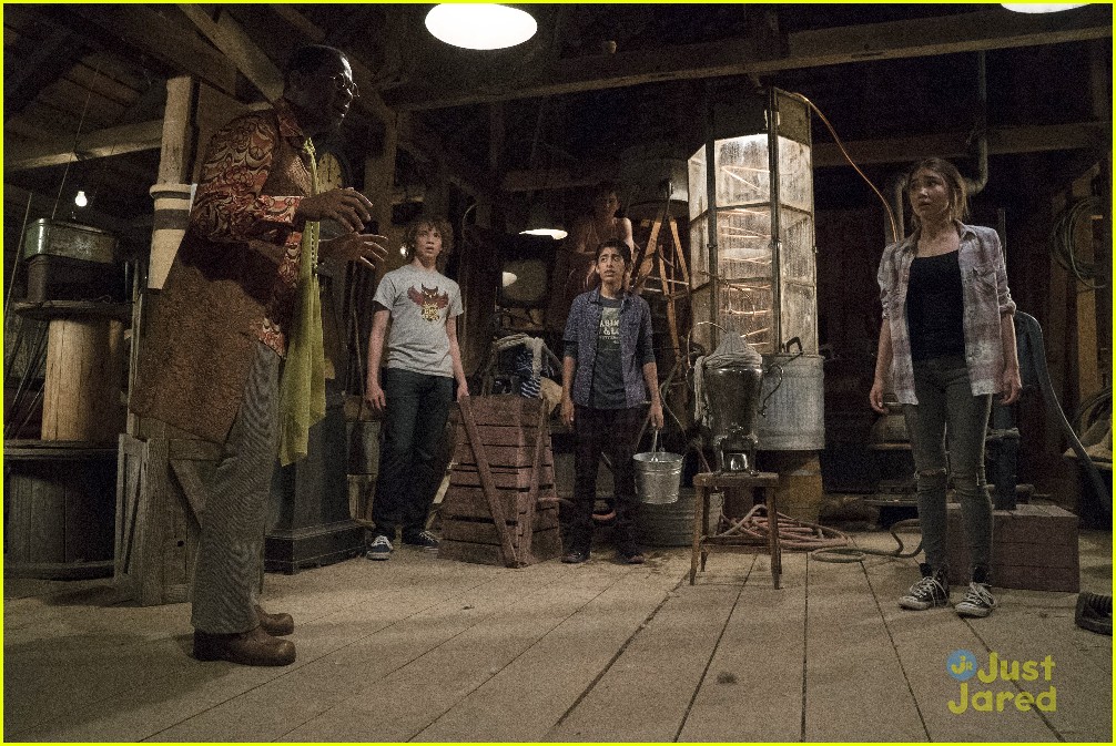 Full Sized Photo of invisible sister premiere tonight see more pics 36 ...