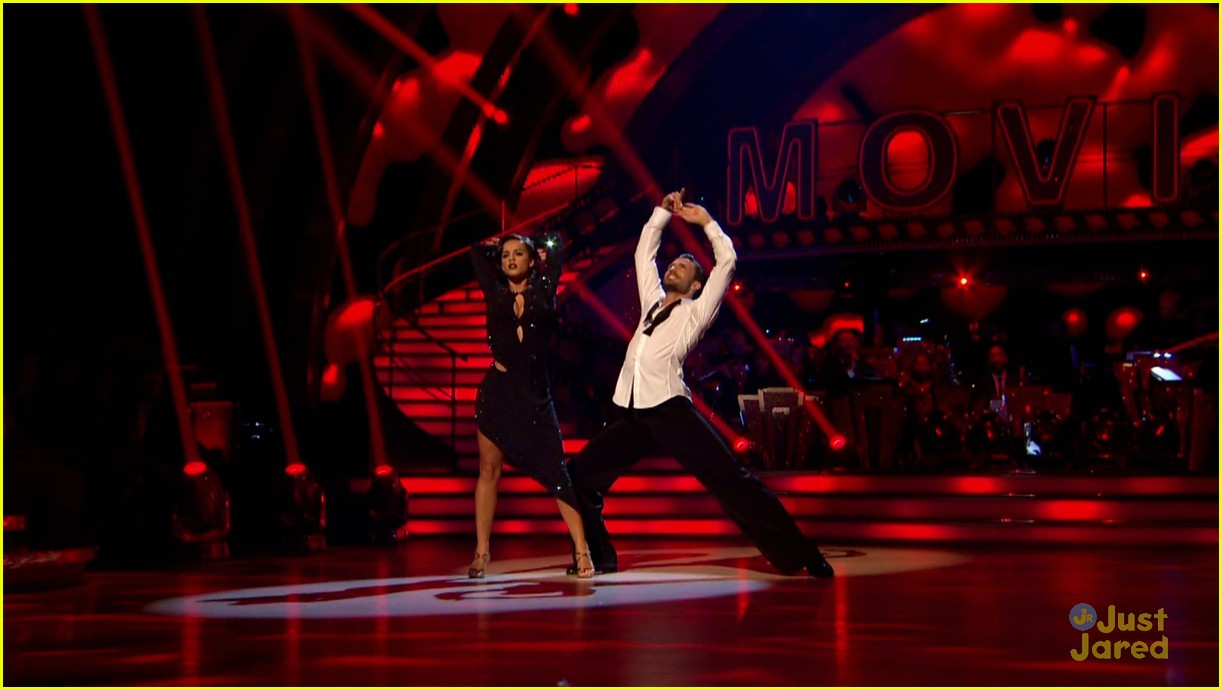 Jay McGuiness Earns First 10 Of the Season With 'Pulp Fiction' Jive on ...