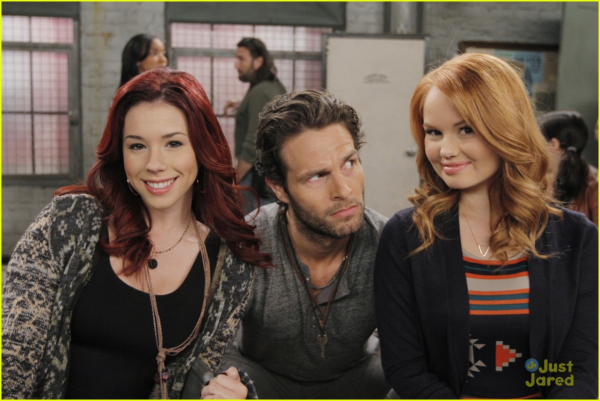 'Jessie' Guest Star Gallery: See Pics Of Stefanie Scott, Maia Mitchell ...