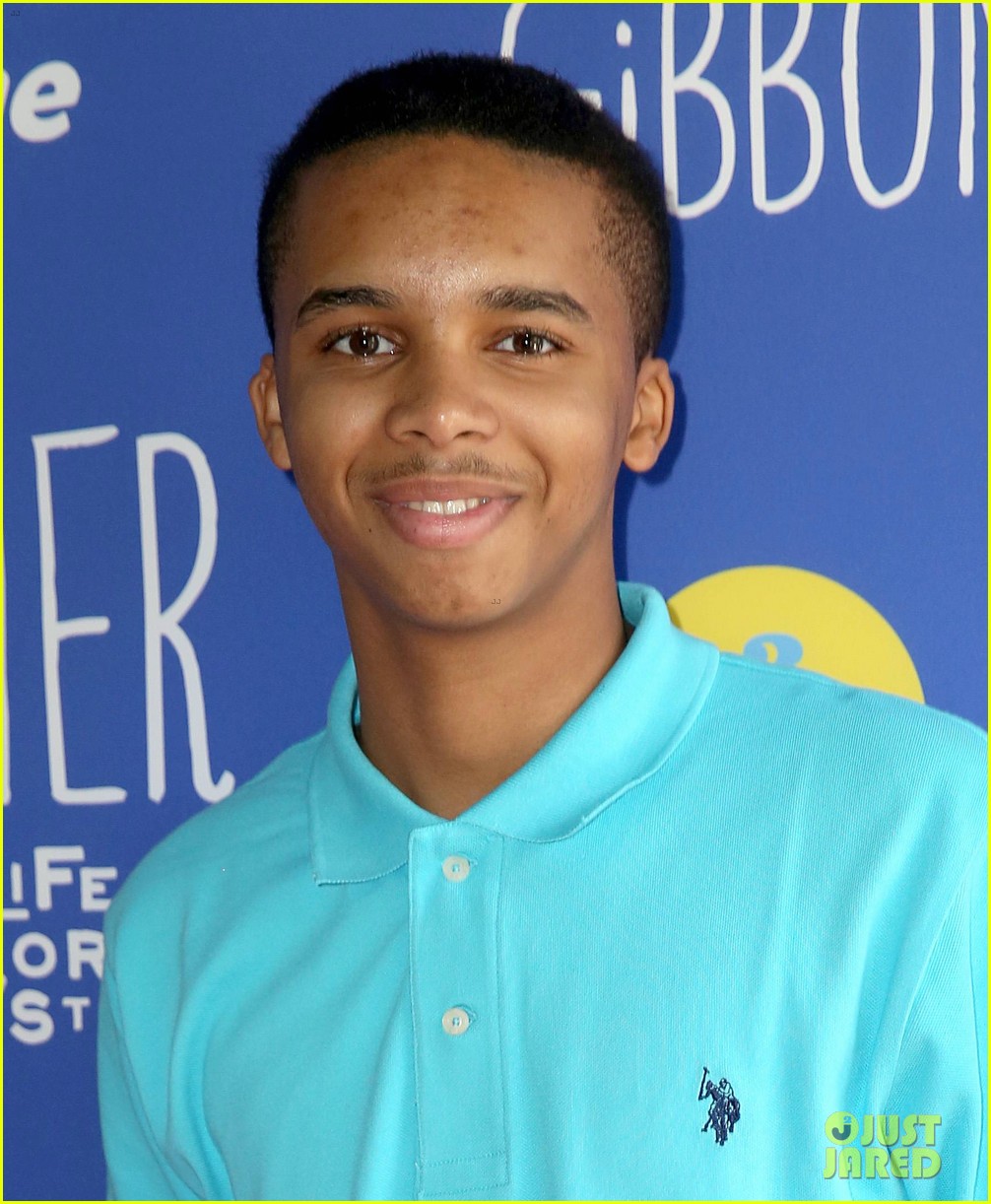 Katherine McNamara & Shane Harper Bring Some 'Happyland' to Just Jared ...