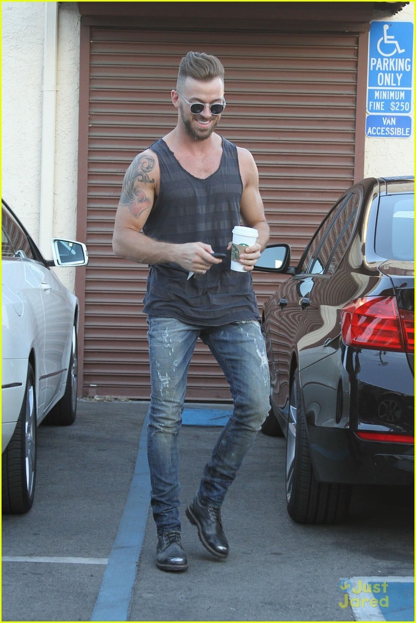 Lindsay Arnold Gets Visit From Husband Sam Cusick At DWTS Studio ...