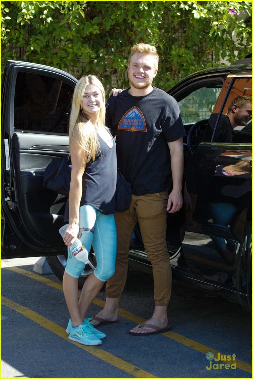 Lindsay Arnold Gets Visit From Husband Sam Cusick At DWTS Studio ...