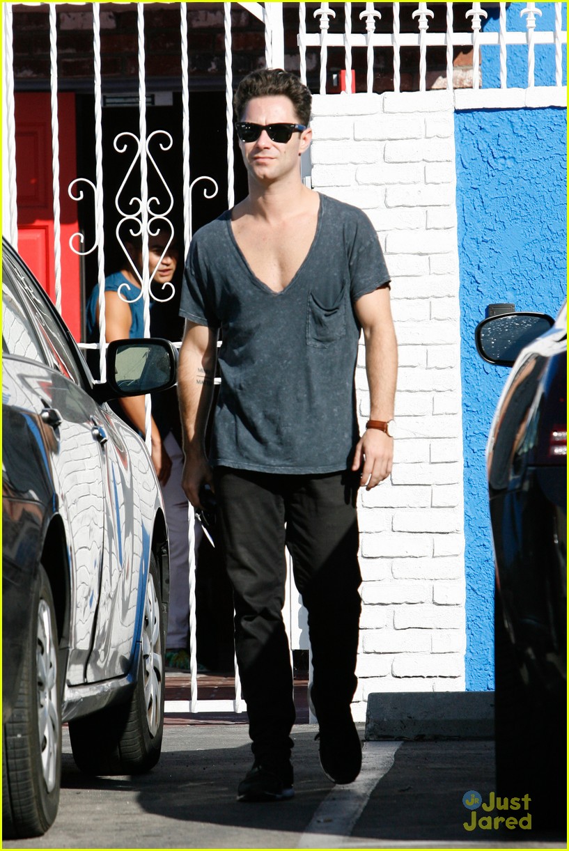 Lindsay Arnold Gets Visit From Husband Sam Cusick At DWTS Studio ...