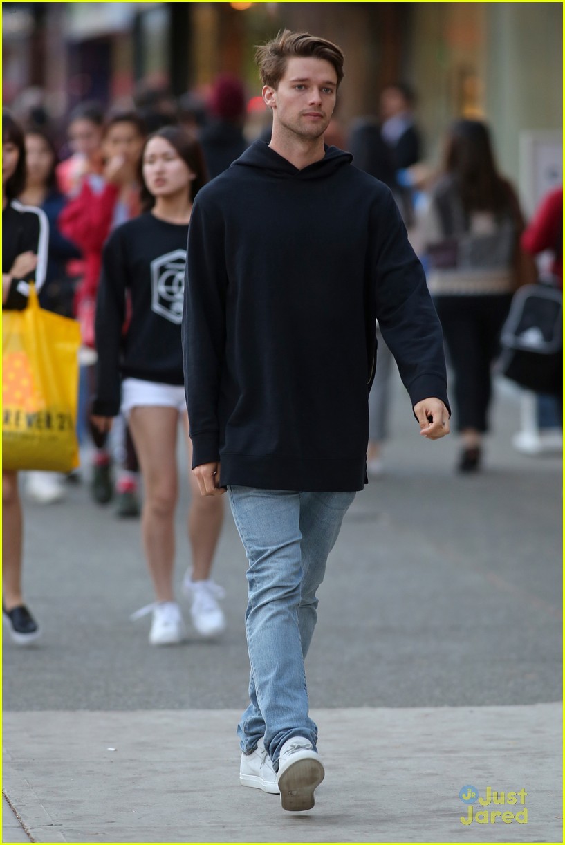 Patrick Schwarzenegger & Bella Thorne Are Matchy, Matchy Before ...