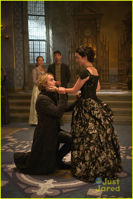 New 'Reign' Episode Teases Francis's Forthcoming Death - Watch A Sneak ...