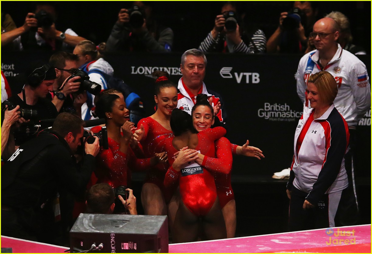 Simone Biles & Gabby Douglas Lead US Women's Gymnastics Team To Third ...